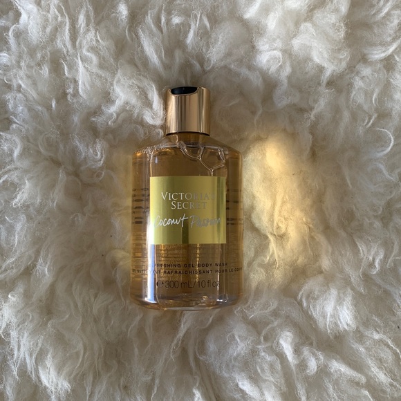 Victoria's Secret | Bath & Body | New Victorias Secret Coconut Passion ...